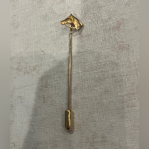 Vintage | Jewelry | Vintage Gold Equestrian Horse Lapel Stick Pin Guc ...